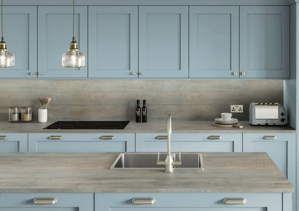 Authentic Formwood - Wood Effect Laminate Worktop - 22mm - Furniture Doors